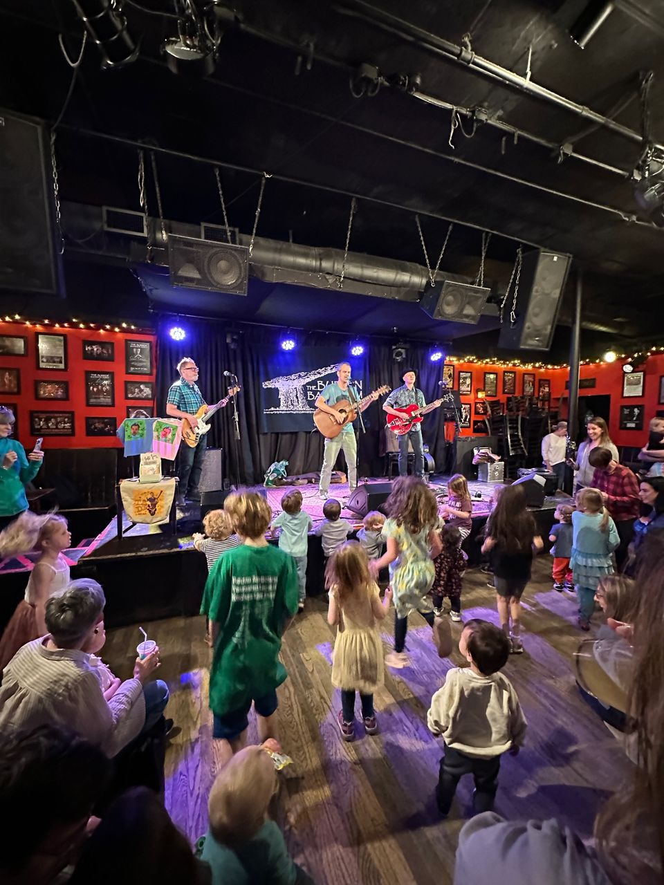 The Jeff Jam Family Dance Party at The Burren Bar [05/20/23]