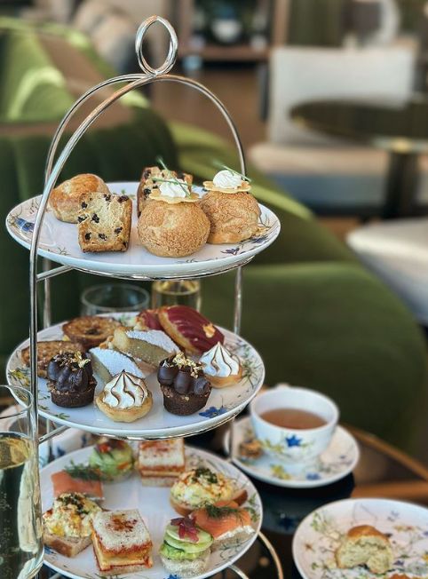 Afternoon Tea at Long Bar & Terrace - Joyraft
