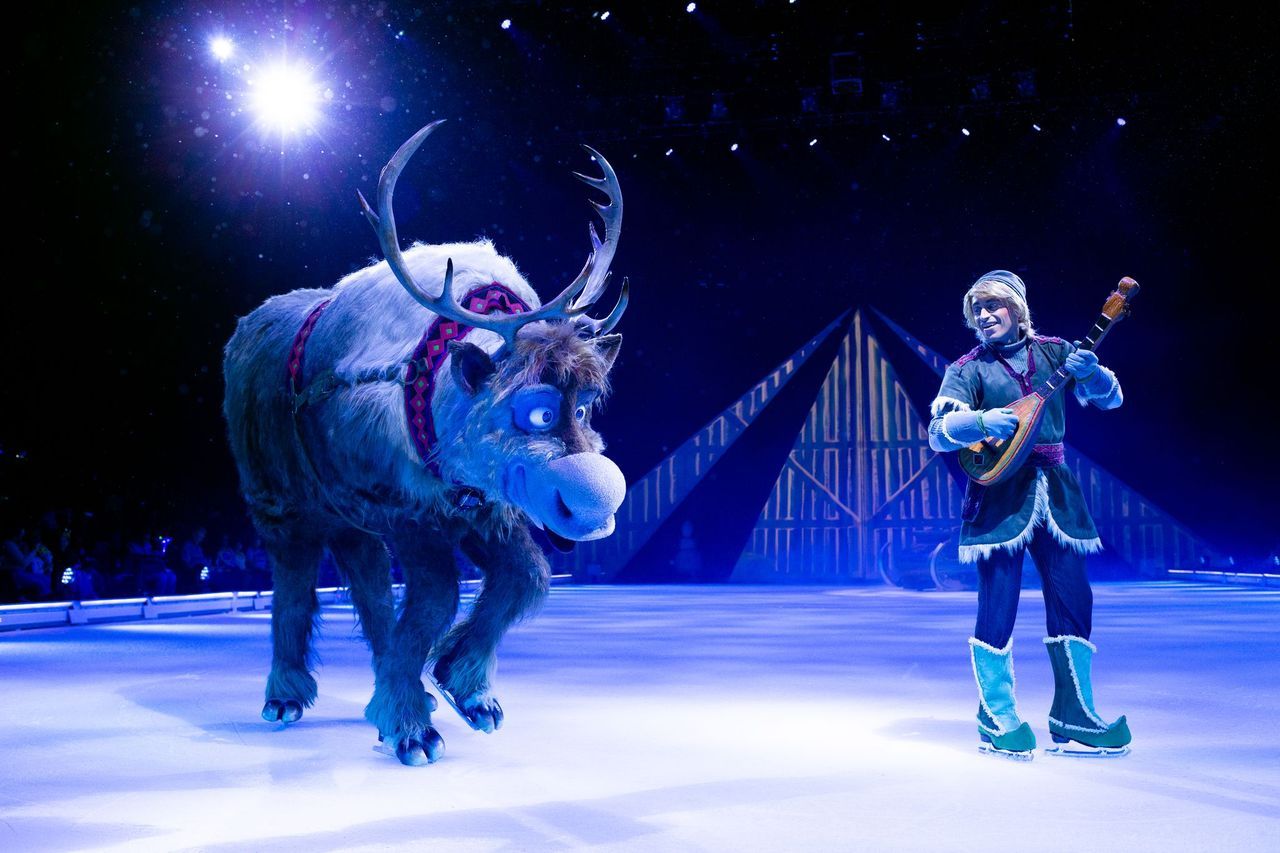 Disney On Ice presents Frozen & Encanto at Agganis Arena Dec 19–29 [12 ...