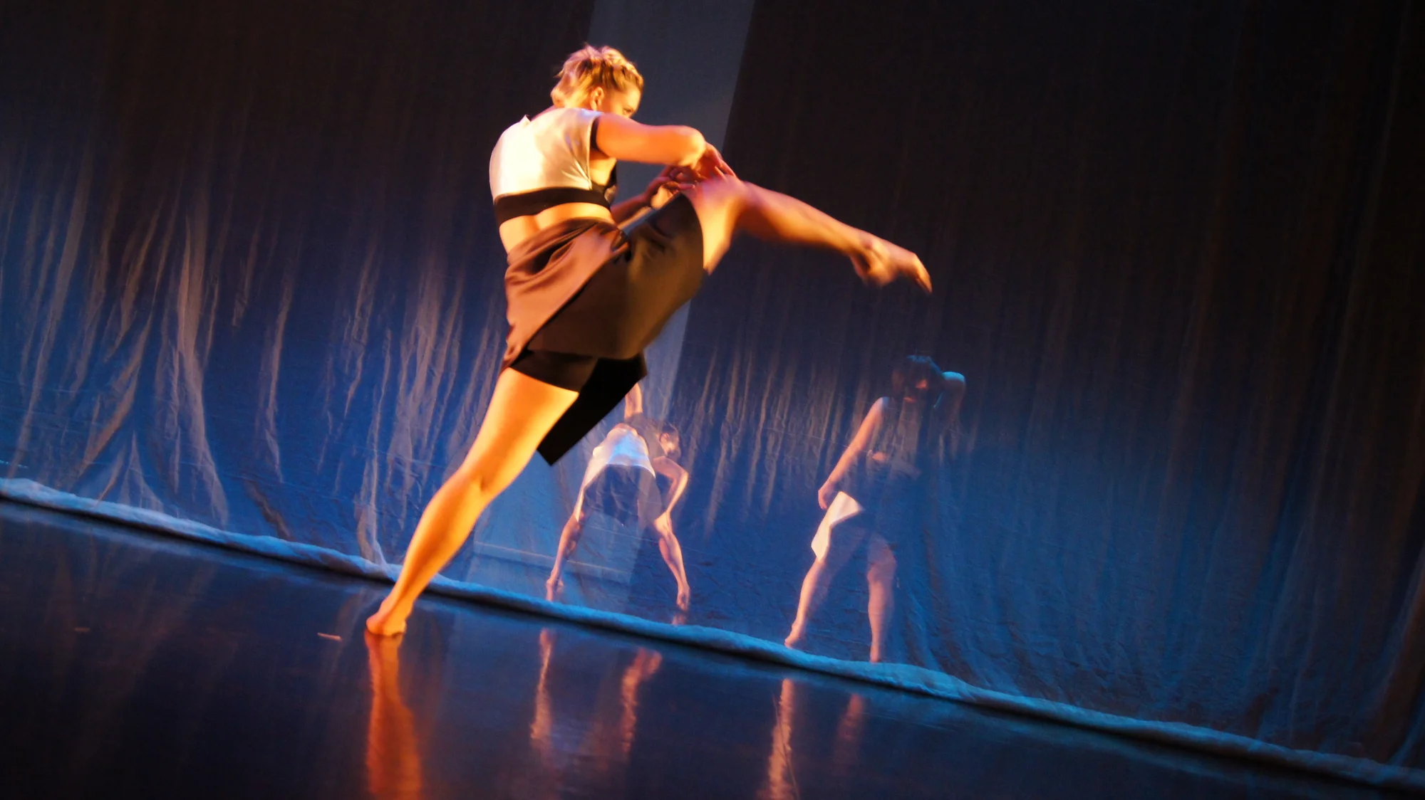 KAIROS Dance Theater Dancer and Apprentice Auditions [06/08/22]